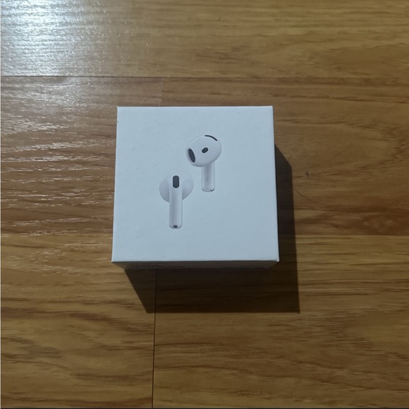 Apple | Headphones | Apple Airpods 4th Generation Wireless Earbuds With ...